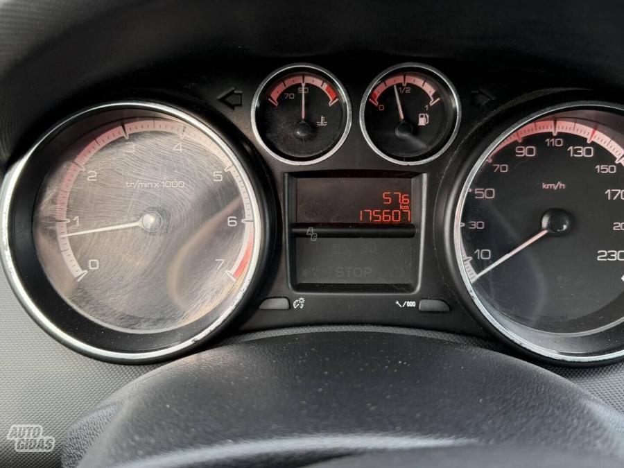Peugeot 308 2010 Šauļi, ar dzinēja tilpumu 1.60 L un nobraukumu 176 tūkst. km par 1650 €, foto 14 vietnē AUTOMOTO.COM.LV
