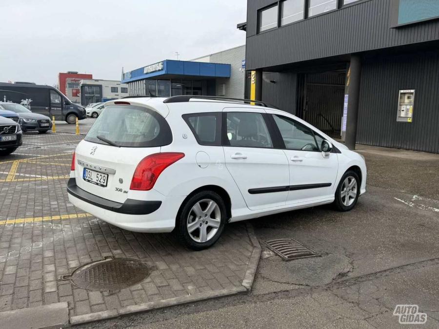 Peugeot 308 2010 Šauļi, ar dzinēja tilpumu 1.60 L un nobraukumu 176 tūkst. km par 1650 €, foto 7 vietnē AUTOMOTO.COM.LV