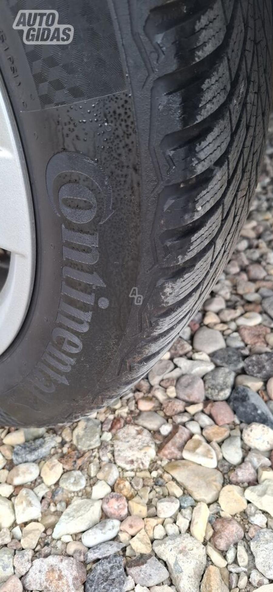 Peugeot 308 2013 in Vilnius, with an engine capacity of 2.00 L and mileage of 259 thousand km for 2790 €, photo 17 on AUTOMOTO.COM.LV