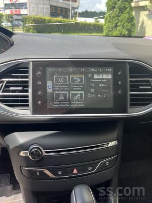 Peugeot 308 2014 in Riga, with an engine capacity of 2.00 L and mileage of 309 thousand km for 7000 €, photo 10 on AUTOMOTO.COM.LV