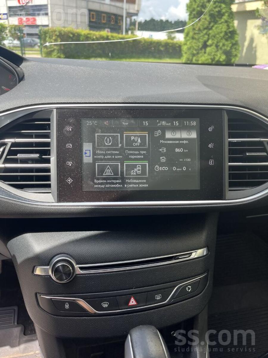 Peugeot 308 2014 in Riga, with an engine capacity of 2.00 L and mileage of 309 thousand km for 7000 €, photo 10 on AUTOMOTO.COM.LV