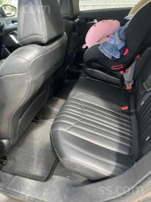 Peugeot 308 2014 in Riga, with an engine capacity of 2.00 L and mileage of 309 thousand km for 7000 €, photo 11 on AUTOMOTO.COM.LV