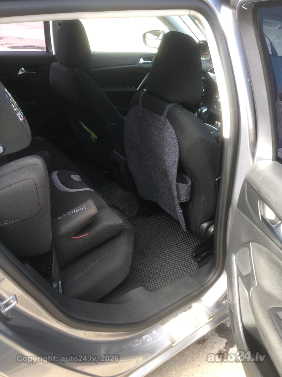 Peugeot 308 2014 in Tallinn, with an engine capacity of 1.60 L and mileage of 243 thousand km for 4900 €, photo 7 on AUTOMOTO.COM.LV