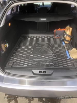 Peugeot 308 2014 in Tallinn, with an engine capacity of 1.60 L and mileage of 243 thousand km for 4900 €, photo 9 on AUTOMOTO.COM.LV