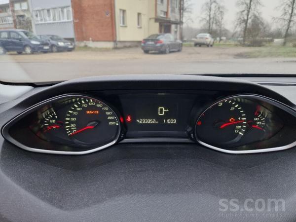 Peugeot 308 2015 Ogre, ar dzinēja tilpumu 1.60 L un nobraukumu 233 tūkst. km par 2900 €, foto 9 vietnē AUTOMOTO.COM.LV