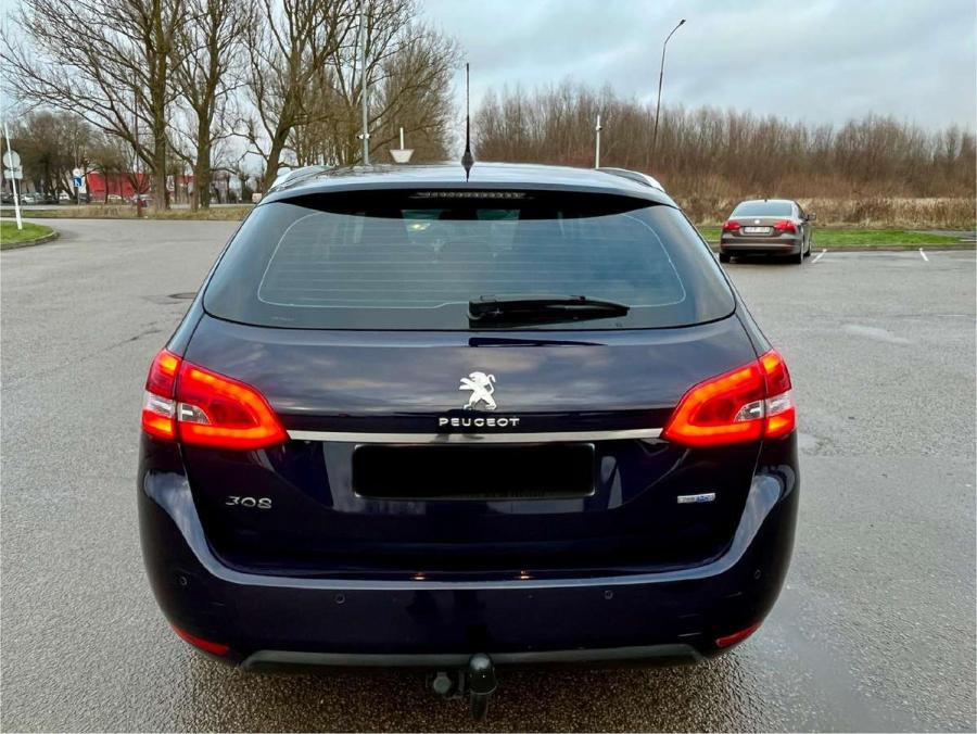 Peugeot 308 2015 in Siauliai, with an engine capacity of 1.60 L and mileage of 228 thousand km for 5350 €, photo 7 on AUTOMOTO.COM.LV