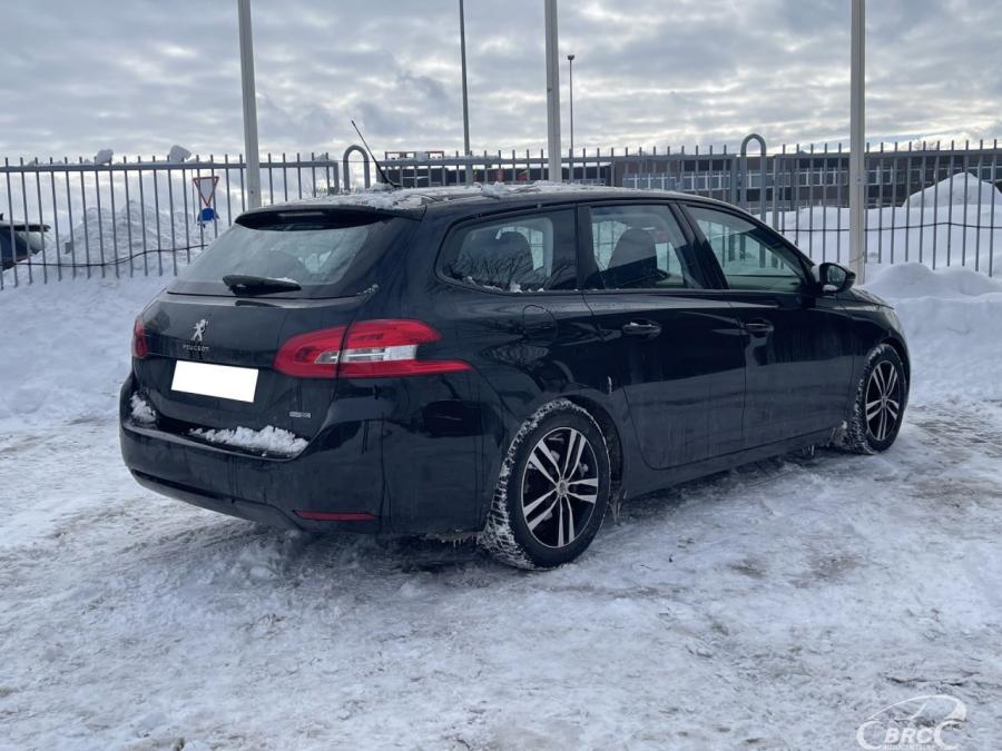 Peugeot 308 2015 Klaipėda, ar dzinēja tilpumu 1.56 L un nobraukumu 205 tūkst. km par 3900 €, foto 2 vietnē AUTOMOTO.COM.LV