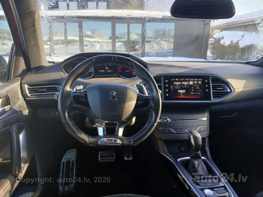 Peugeot 308 2015 Tallina, ar dzinēja tilpumu 2.00 L un nobraukumu 372 tūkst. km par 7777 €, foto 18 vietnē AUTOMOTO.COM.LV