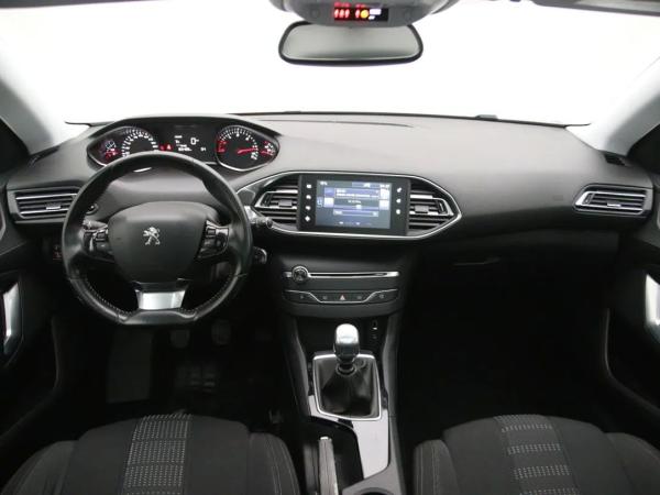 Peugeot 308 2015 Viļņa, ar dzinēja tilpumu 1.60 L un nobraukumu 165 tūkst. km par 6199 €, foto 2 vietnē AUTOMOTO.COM.LV