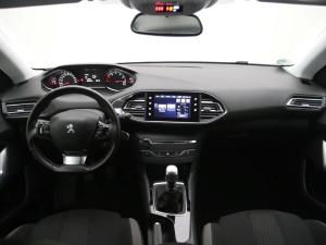 Peugeot 308 2015 Viļņa, ar dzinēja tilpumu 1.20 L un nobraukumu 186 tūkst. km par 5099 €, foto 3 vietnē AUTOMOTO.COM.LV
