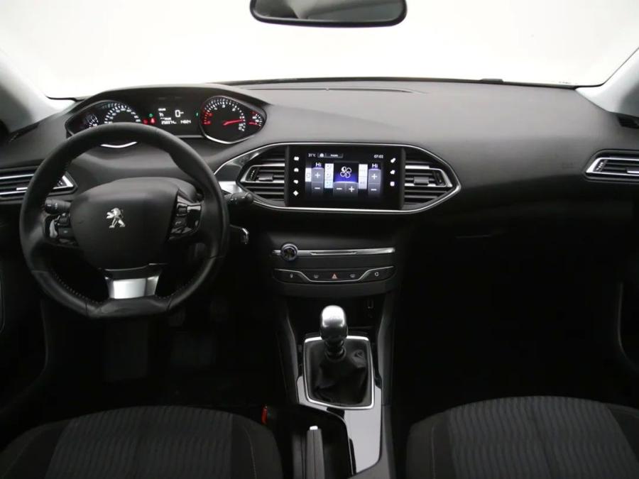 Peugeot 308 2015 Viļņa, ar dzinēja tilpumu 1.60 L un nobraukumu 258 tūkst. km par 5099 €, foto 3 vietnē AUTOMOTO.COM.LV