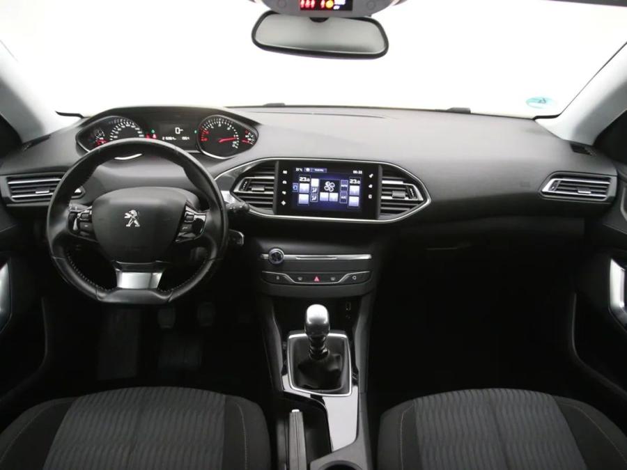 Peugeot 308 2015 Viļņa, ar dzinēja tilpumu 1.60 L un nobraukumu 216 tūkst. km par 5399 €, foto 3 vietnē AUTOMOTO.COM.LV