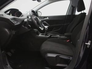 Peugeot 308 2015 Viļņa, ar dzinēja tilpumu 1.60 L un nobraukumu 216 tūkst. km par 5399 €, foto 5 vietnē AUTOMOTO.COM.LV