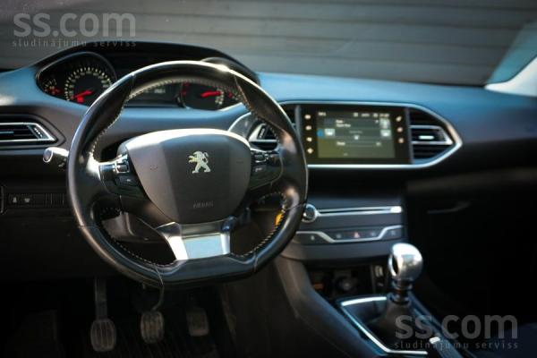 Peugeot 308 2015 in Riga, with an engine capacity of 1.60 L and mileage of 311 thousand km for 3890 €, photo 10 on AUTOMOTO.COM.LV
