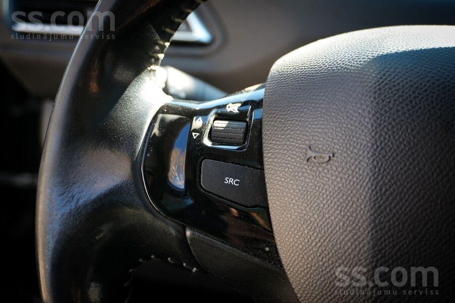 Peugeot 308 2015 in Riga, with an engine capacity of 1.60 L and mileage of 311 thousand km for 3890 €, photo 18 on AUTOMOTO.COM.LV