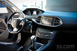 Peugeot 308 2015 in Riga, with an engine capacity of 1.60 L and mileage of 311 thousand km for 3890 €, photo 19 on AUTOMOTO.COM.LV
