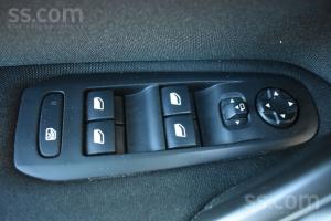 Peugeot 308 2015 in Talsi, with an engine capacity of 2.00 L and mileage of 262 thousand km for 5500 €, photo 11 on AUTOMOTO.COM.LV