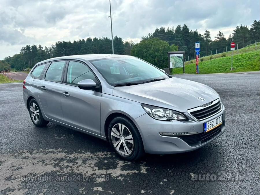Peugeot 308 2015 in Narva, with an engine capacity of 1.60 L and mileage of 250 thousand km for 3300 €, photo 5 on AUTOMOTO.COM.LV