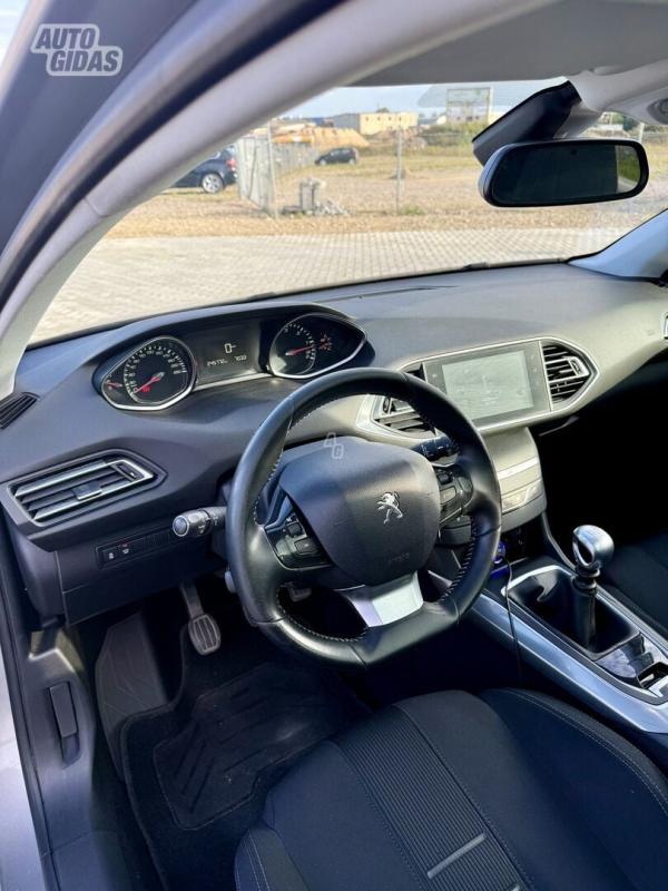 Peugeot 308 2015 Tauragė vietnē Peugeot 308 2015 Tauragė, ar dzinēja tilpumu 1.60 L un nobraukumu 246 tūkst. km par 4850 €, foto 9 vietnē AUTOMOTO.COM.LV