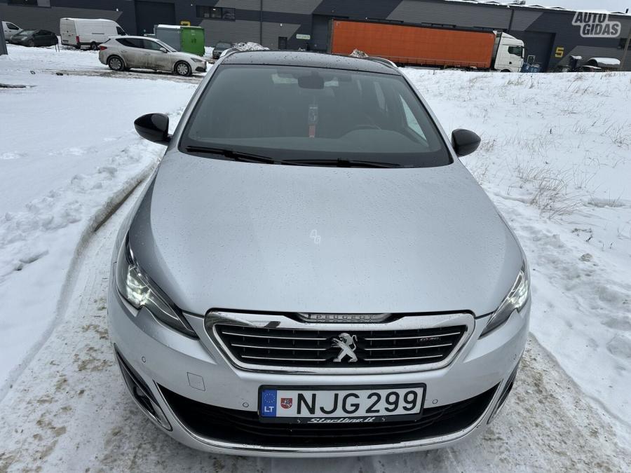 Peugeot 308 2016 in Kaunas, with an engine capacity of 1.60 L and mileage of 178 thousand km for 8000 €, photo 4 on AUTOMOTO.COM.LV