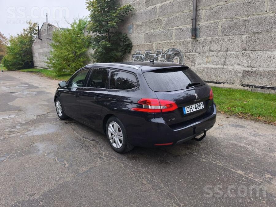 Пежо 308 2016 в Огре, объемом двигателя 1.60 л и пробегом 202 тыс. км за 5950 €, фото 4 на AUTOMOTO.COM.LV