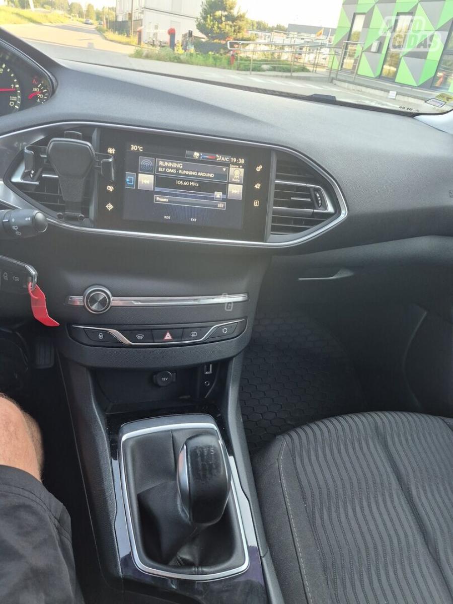 Peugeot 308 2016 in Kaunas, with an engine capacity of 1.60 L and mileage of 271 thousand km for 3600 €, photo 13 on AUTOMOTO.COM.LV