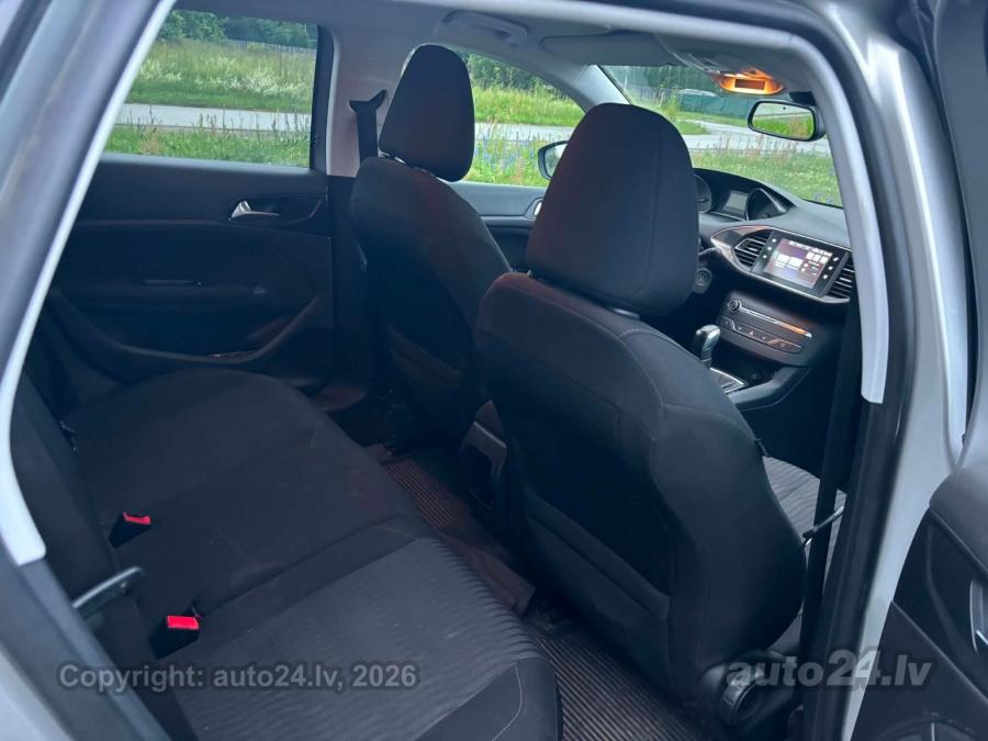 Пежо 308 2016 в Таллин, объемом двигателя 1.60 л и пробегом 182 тыс. км за 5900 €, фото 8 на AUTOMOTO.COM.LV