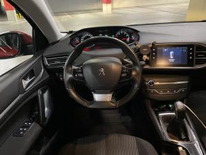 Peugeot 308 2016 Tallina, ar dzinēja tilpumu 1.20 L un nobraukumu 155 tūkst. km par 3200 €, foto 12 vietnē AUTOMOTO.COM.LV