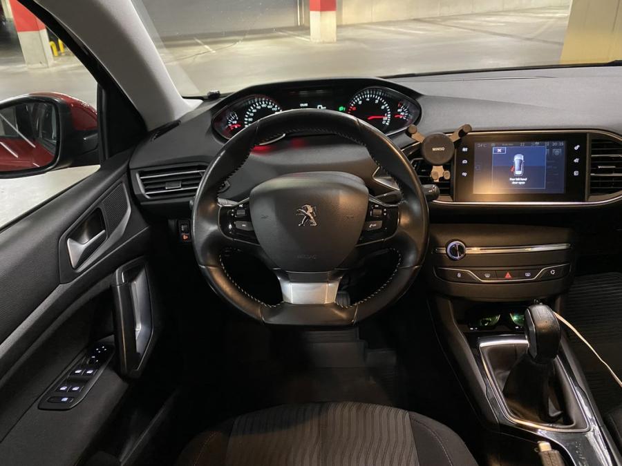 Peugeot 308 2016 Tallina, ar dzinēja tilpumu 1.20 L un nobraukumu 155 tūkst. km par 3200 €, foto 12 vietnē AUTOMOTO.COM.LV