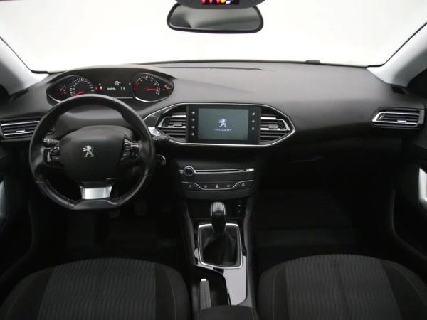 Peugeot 308 2017 in Vilnius, with an engine capacity of 1.20 L and mileage of 169 thousand km for 6999 €, photo 2 on AUTOMOTO.COM.LV