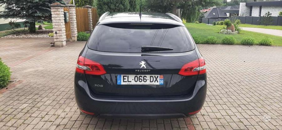 Peugeot 308 2017 Viļņa, ar dzinēja tilpumu 1.56 L un nobraukumu 227 tūkst. km par 6200 €, foto 6 vietnē AUTOMOTO.COM.LV