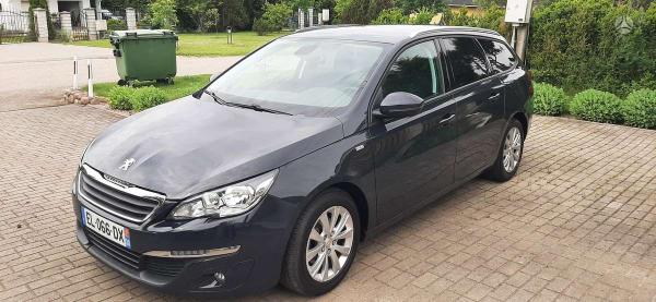 Peugeot 308 2017 in Vilnius, with an engine capacity of 1.56 L and mileage of 227 thousand km for 6200 €, photo 8 on AUTOMOTO.COM.LV