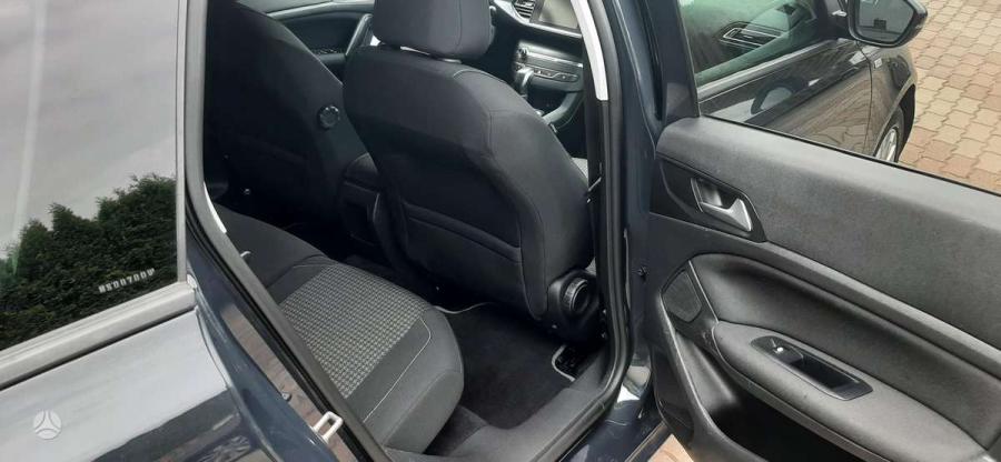 Peugeot 308 2017 Viļņa, ar dzinēja tilpumu 1.56 L un nobraukumu 227 tūkst. km par 6200 €, foto 15 vietnē AUTOMOTO.COM.LV