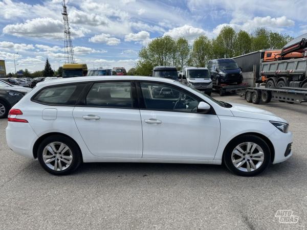 Peugeot 308 2017 in Marijampole, with an engine capacity of 1.60 L and mileage of 220 thousand km for 7260 €, photo 5 on AUTOMOTO.COM.LV