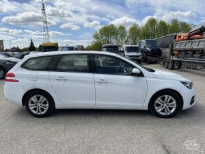 Peugeot 308 2017 in Marijampole, with an engine capacity of 1.60 L and mileage of 220 thousand km for 7260 €, photo 6 on AUTOMOTO.COM.LV