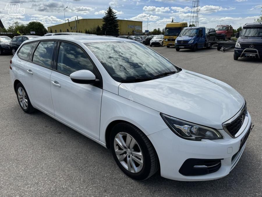 Peugeot 308 2017 in Marijampole, with an engine capacity of 1.60 L and mileage of 220 thousand km for 7260 €, photo 7 on AUTOMOTO.COM.LV