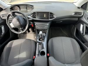 Peugeot 308 2017 in Marijampole, with an engine capacity of 1.60 L and mileage of 220 thousand km for 7260 €, photo 14 on AUTOMOTO.COM.LV