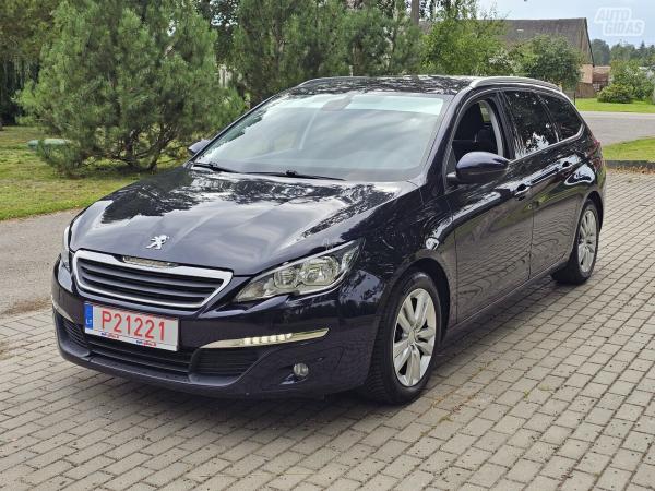 Peugeot 308 2017 in Ariogala, with an engine capacity of 1.20 L and mileage of 218 thousand km for 4500 €, photo 1 on AUTOMOTO.COM.LV