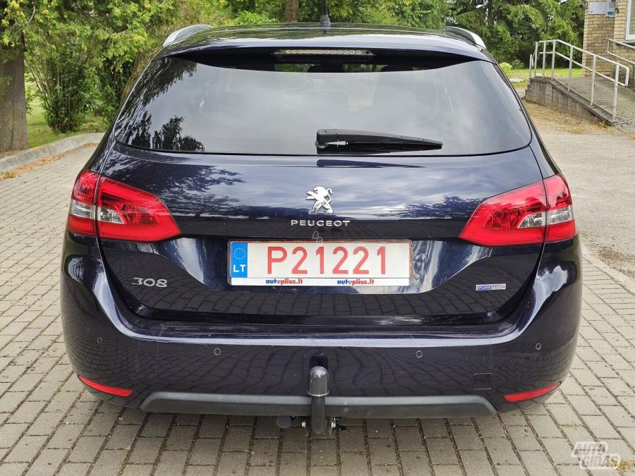 Peugeot 308 2017 in Ariogala, with an engine capacity of 1.20 L and mileage of 218 thousand km for 4500 €, photo 4 on AUTOMOTO.COM.LV