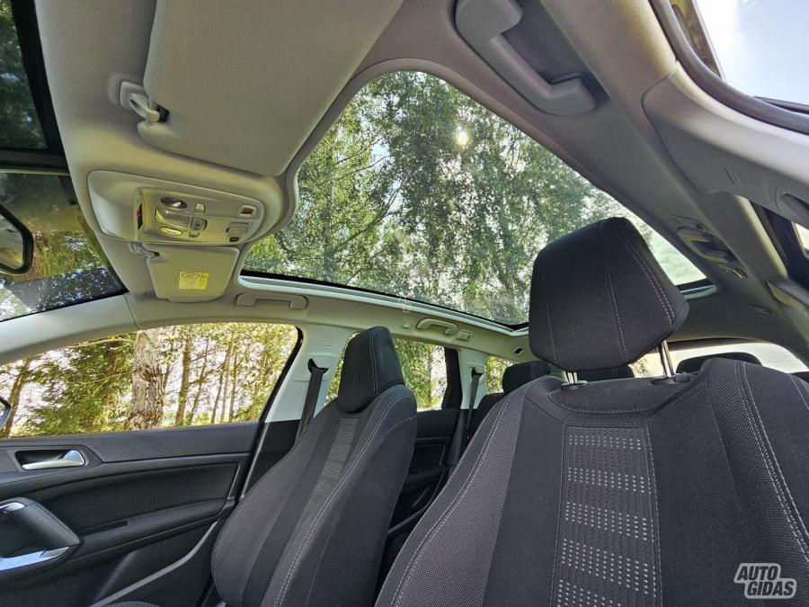 Peugeot 308 2017 in Ariogala, with an engine capacity of 1.20 L and mileage of 218 thousand km for 4500 €, photo 15 on AUTOMOTO.COM.LV