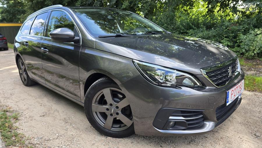Peugeot 308 2017 in Kaunas, with an engine capacity of 1.60 L and mileage of 290 thousand km for 6350 €, photo 1 on AUTOMOTO.COM.LV