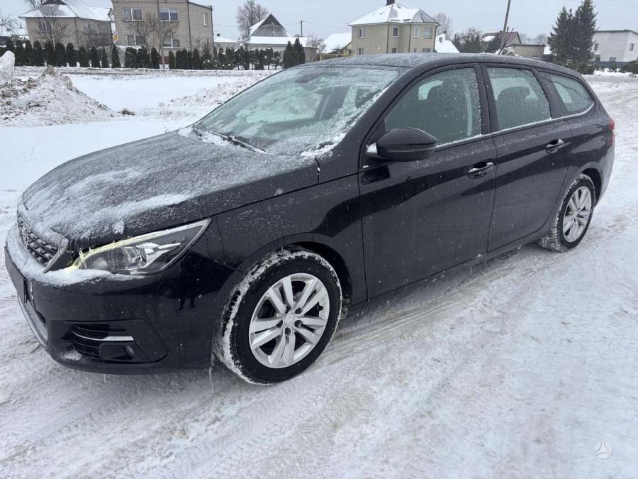 Peugeot 308 2018 in Taurage, with an engine capacity of 1.50 L and mileage of 243 thousand km for 5500 €, photo 1 on AUTOMOTO.COM.LV