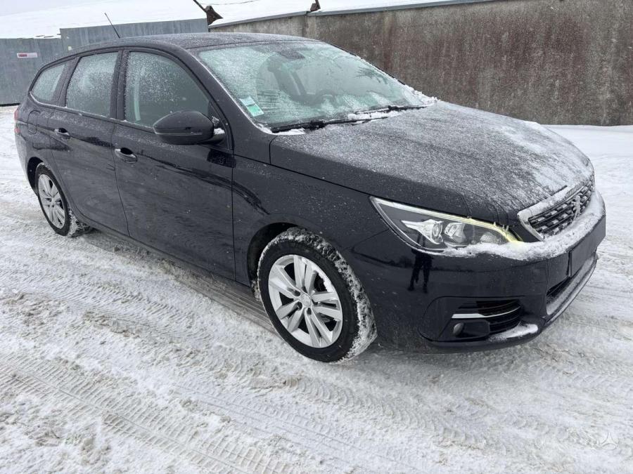 Peugeot 308 2018 in Taurage, with an engine capacity of 1.50 L and mileage of 243 thousand km for 5500 €, photo 2 on AUTOMOTO.COM.LV