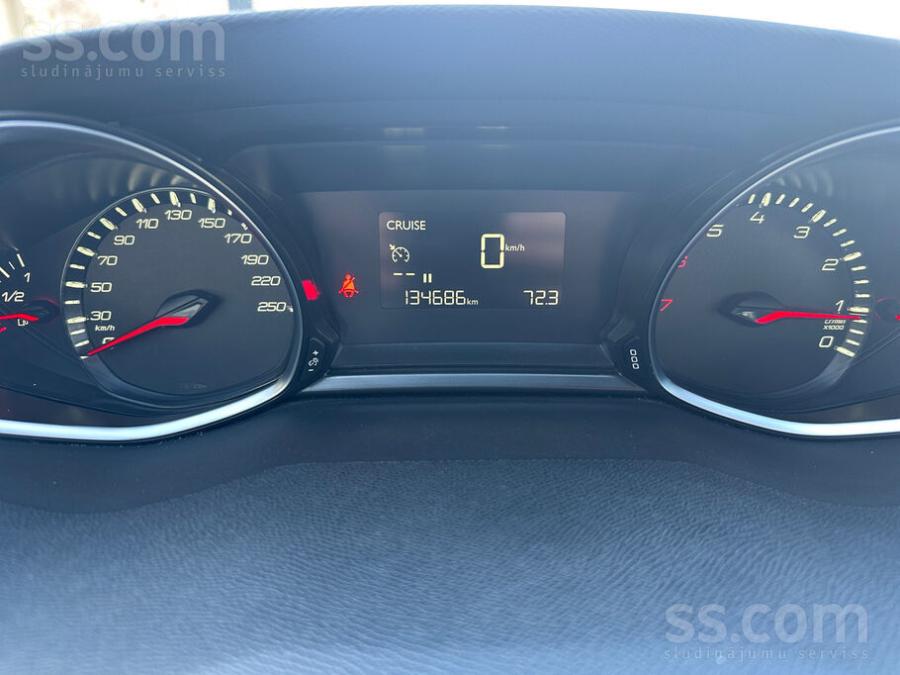 Пежо 308 2018 в Лиепая, объемом двигателя 1.20 л и пробегом 135 тыс. км за 5700 €, фото 13 на AUTOMOTO.COM.LV