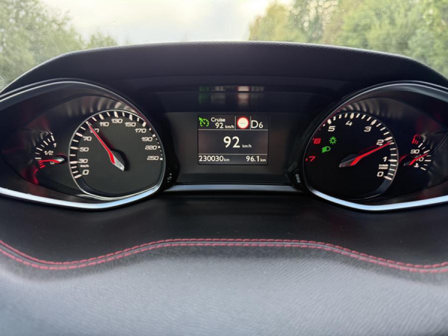 Peugeot 308 2018 Tallina, ar dzinēja tilpumu 1.20 L un nobraukumu 230 tūkst. km par 7400 €, foto 8 vietnē AUTOMOTO.COM.LV