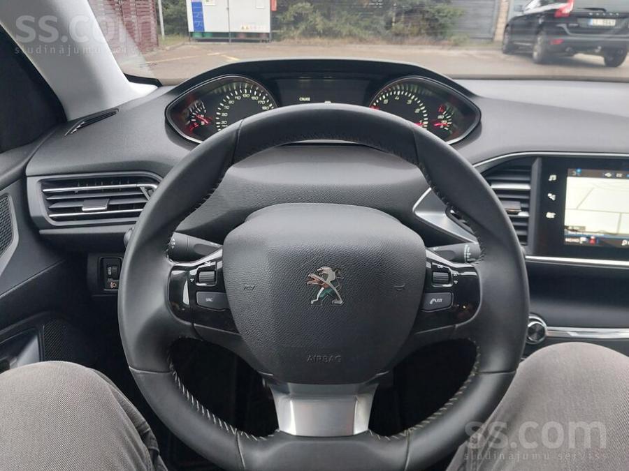Peugeot 308 2019 in Jelgava, with an engine capacity of 1.20 L and mileage of 63 thousand km for 7750 €, photo 16 on AUTOMOTO.COM.LV