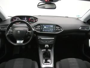 Peugeot 308 2020 Viļņa, ar dzinēja tilpumu 1.20 L un nobraukumu 165 tūkst. km par 8699 €, foto 3 vietnē AUTOMOTO.COM.LV