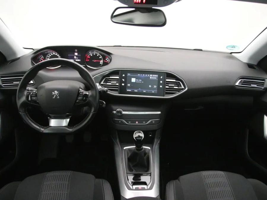 Peugeot 308 2020 Viļņa, ar dzinēja tilpumu 1.20 L un nobraukumu 165 tūkst. km par 8699 €, foto 3 vietnē AUTOMOTO.COM.LV