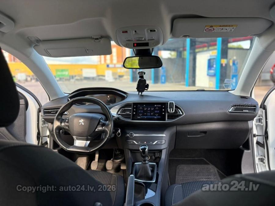 Peugeot 308 2020 in Tallinn, with an engine capacity of 1.50 L and mileage of 229 thousand km for 8950 €, photo 11 on AUTOMOTO.COM.LV