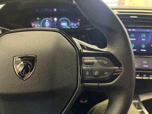 Peugeot 308 2023 Rīga, ar dzinēja tilpumu 1.50 L un nobraukumu 27 tūkst. km par 2490000 €, foto 13 vietnē AUTOMOTO.COM.LV